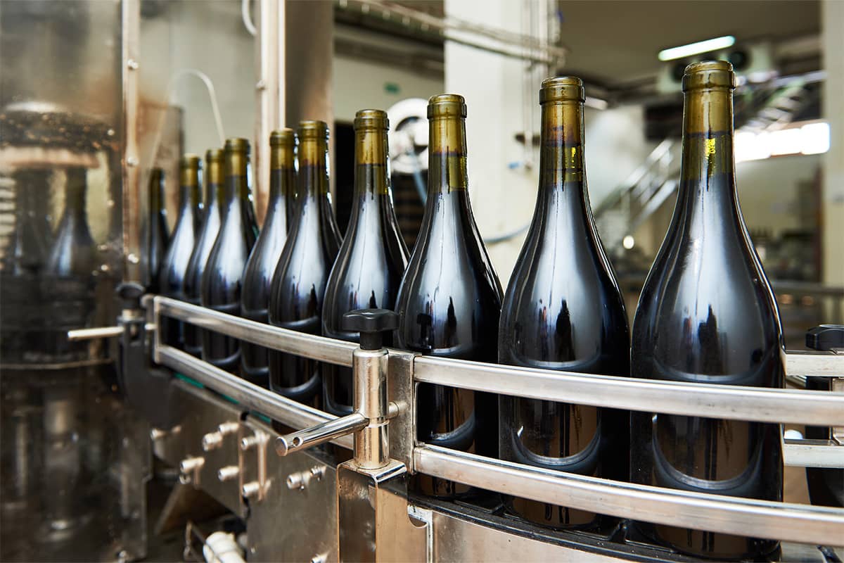The Art & Science of Winemaking in 6 Steps - Lake Chelan Wine Valley