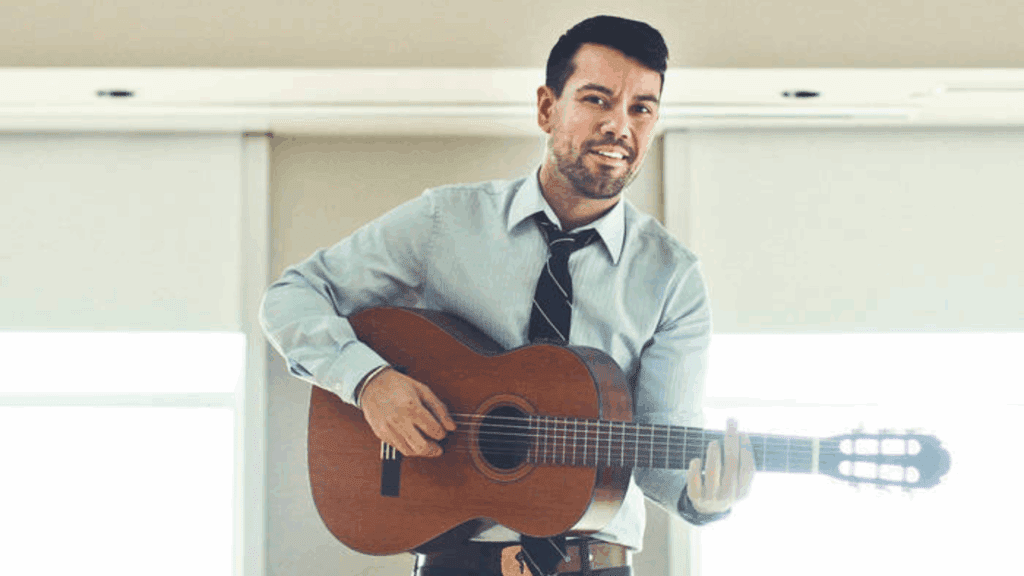 Tipsy Canyon Live Music: Andru Gomez - Lake Chelan Wine Valley